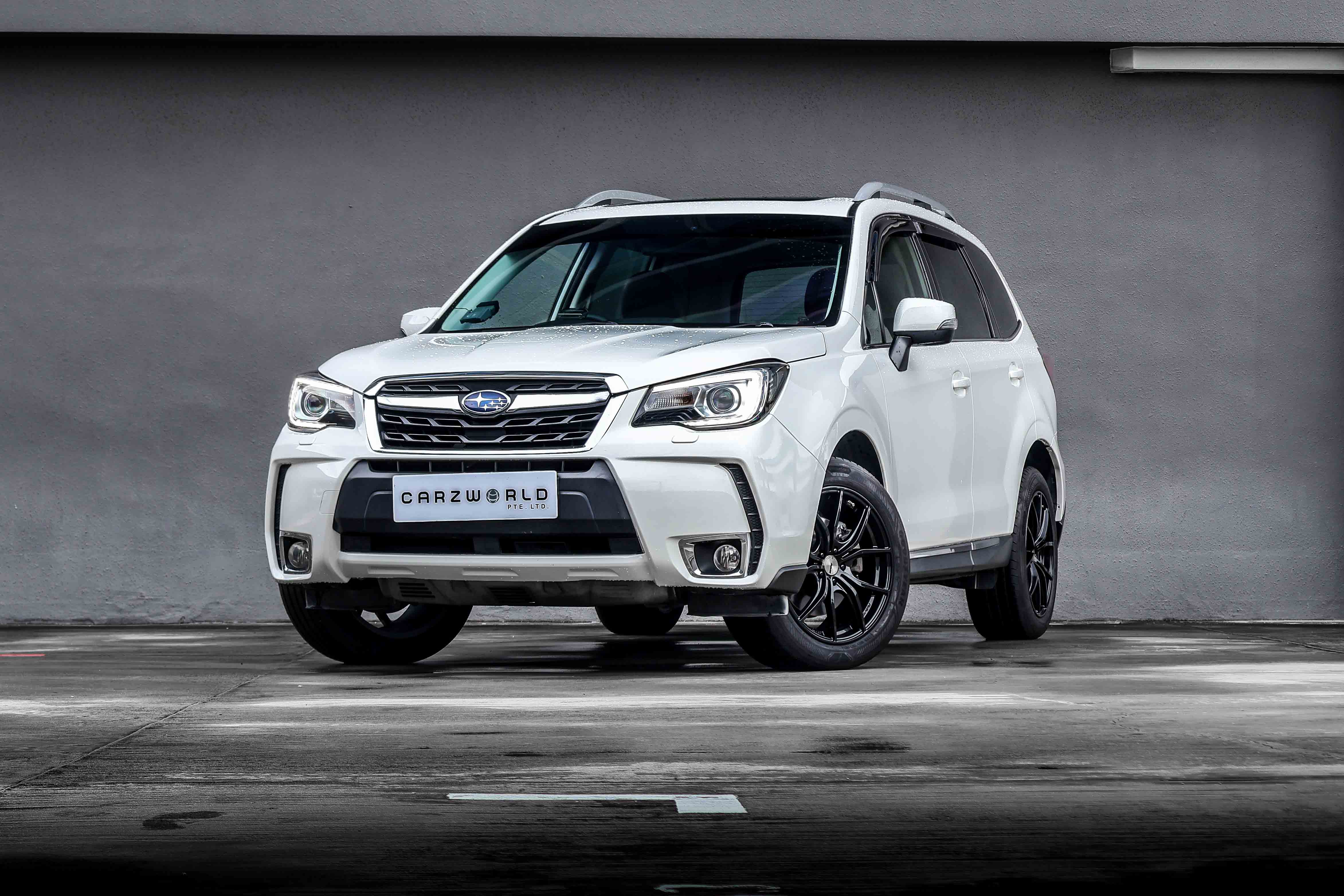 Subaru Forester 2.0A XT Sunroof - CarZ World