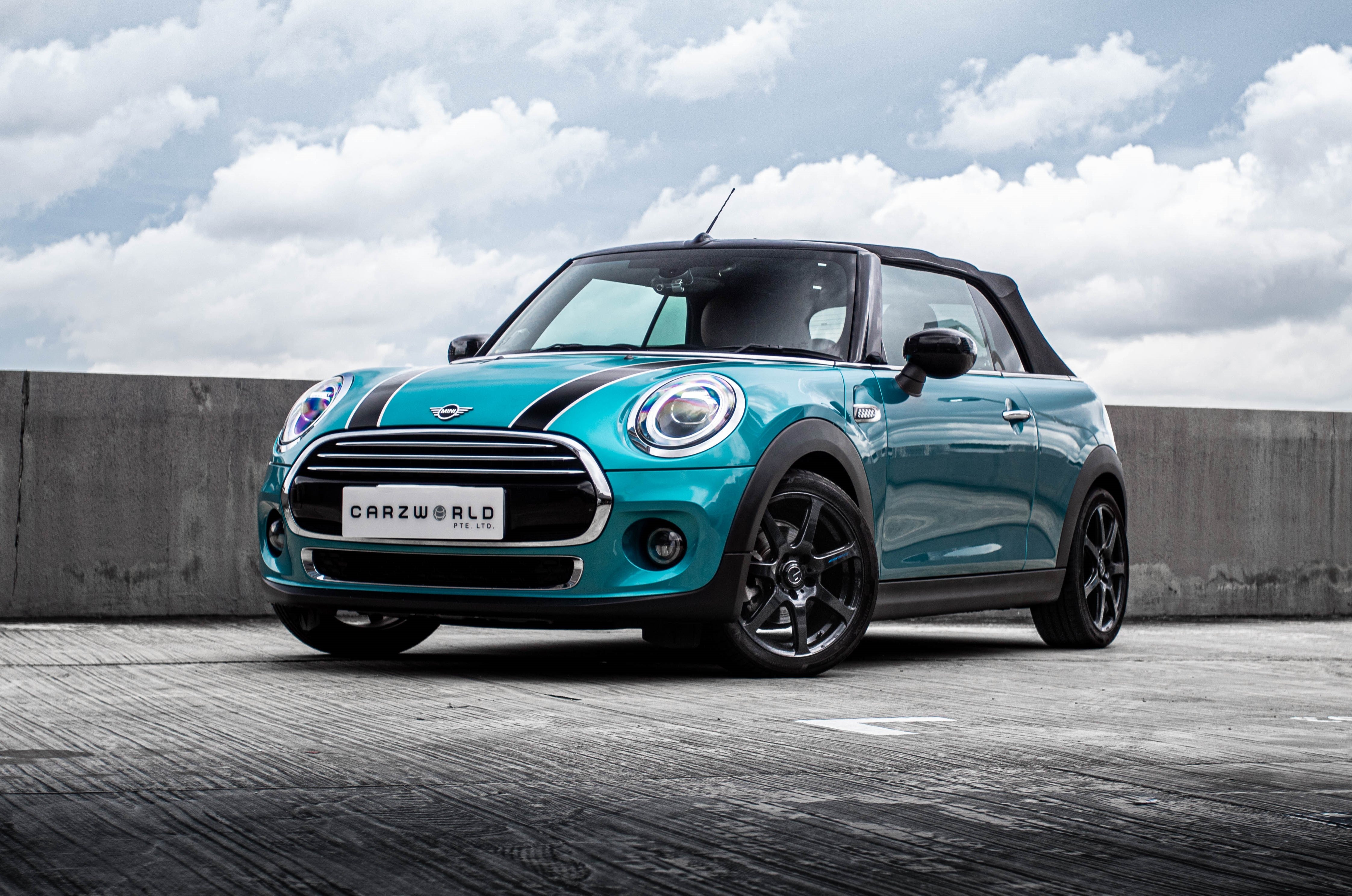 (RENT) MINI COOPER CABRIOLET 1.5A - CarZ World