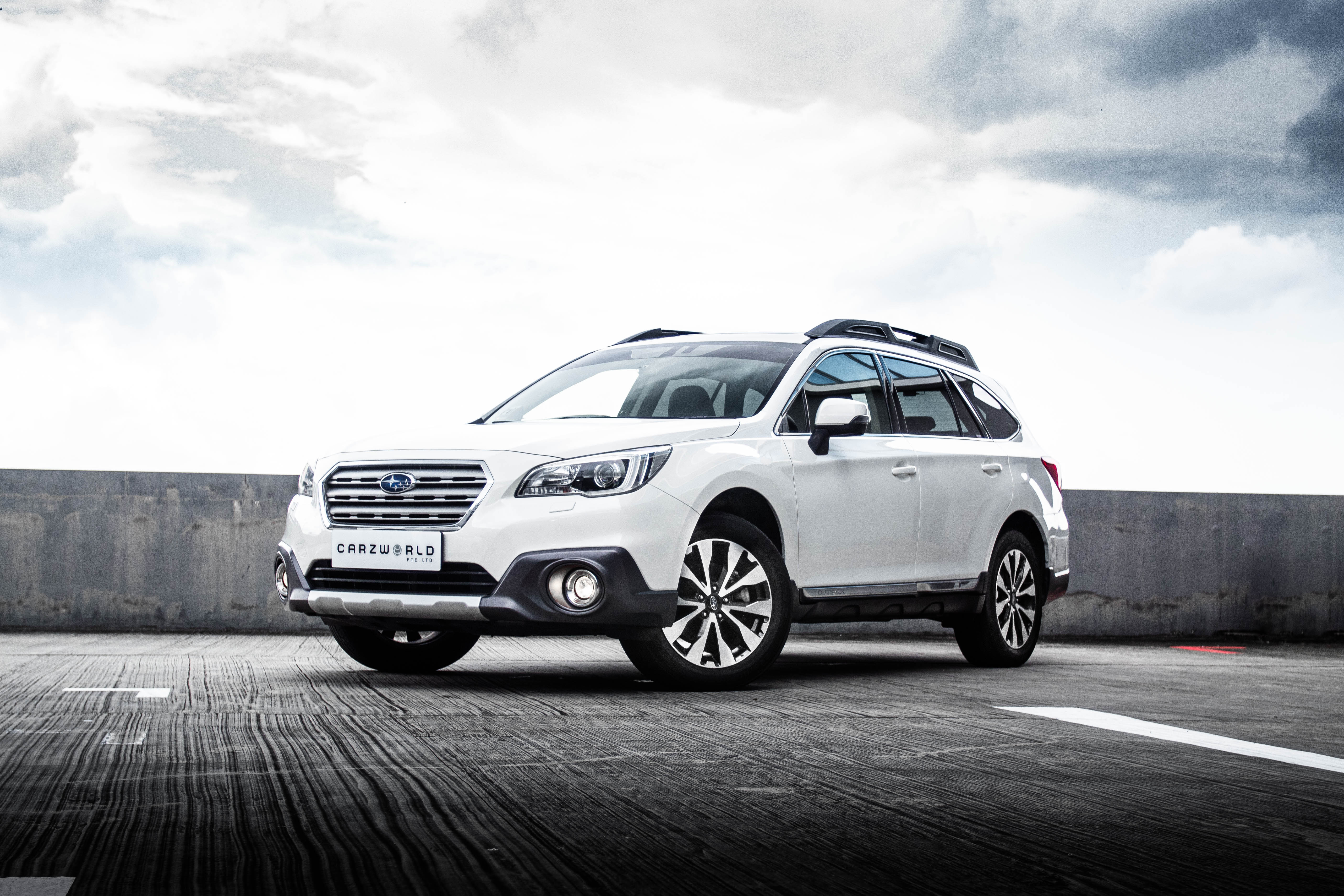 Subaru Outback 2.5i-S Sunroof - 108 000 Km / 2 / 16-Jun-2017 - CarZ World